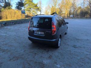 Pelēks Skoda Roomster 2006 Pakruojis, ar dzinēja tilpumu 1.90 L un nobraukumu 275 tūkst. km par 2100 €, foto 4 vietnē AUTOMOTO.COM.LV