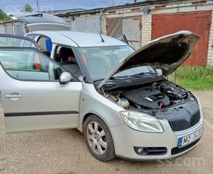 Pelēks Skoda Roomster 2006 Jēkabpils, ar dzinēja tilpumu 1.90 L un nobraukumu 250 tūkst. km par 1500 €, foto  vietnē AUTOMOTO.COM.LV