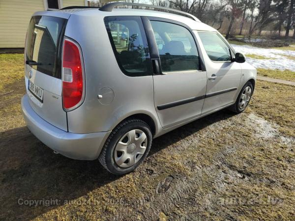 Pelēks Skoda Roomster 2007 Rapla, ar dzinēja tilpumu 1.40 L un nobraukumu 195 tūkst. km par 1400 €, foto 3 vietnē AUTOMOTO.COM.LV