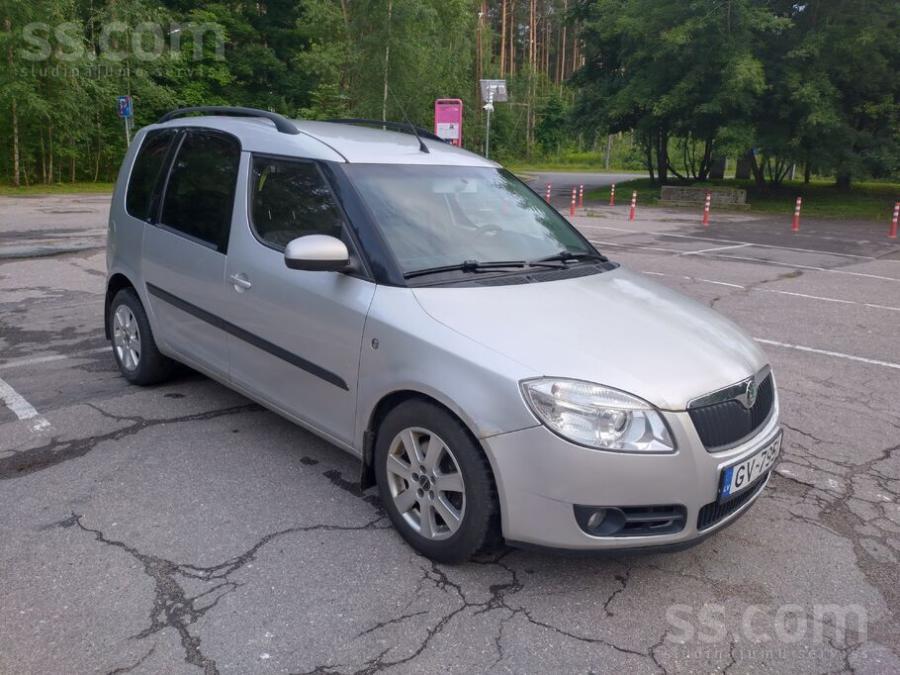 Pelēks Skoda Roomster 2007 Rīga, ar dzinēja tilpumu 1.40 L un nobraukumu 213 tūkst. km par 1300 €, foto 1 vietnē AUTOMOTO.COM.LV