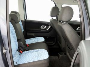 Pelēks Skoda Roomster 2008 Tallina, ar dzinēja tilpumu 1.20 L un nobraukumu 165 tūkst. km par 1599 €, foto 8 vietnē AUTOMOTO.COM.LV