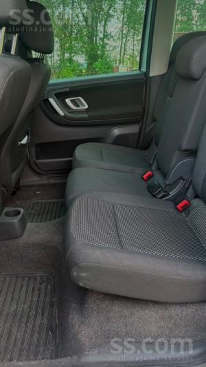 Pelēks Skoda Roomster 2008 Rēzekne, ar dzinēja tilpumu 1.90 L un nobraukumu 407 tūkst. km par 1790 €, foto 7 vietnē AUTOMOTO.COM.LV