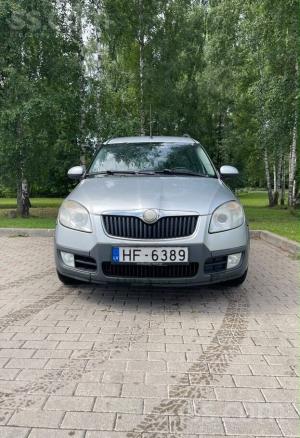 Pelēks Skoda Roomster 2008 Rīga, ar dzinēja tilpumu 1.90 L un nobraukumu 407 tūkst. km par 1690 €, foto 3 vietnē AUTOMOTO.COM.LV
