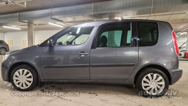 Pelēks Skoda Roomster 2009 Tallina, ar dzinēja tilpumu 1.40 L un nobraukumu 248 tūkst. km par 3500 €, foto 6 vietnē AUTOMOTO.COM.LV
