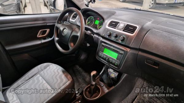 Grey Skoda Roomster 2009 in Tallinn, with an engine capacity of 1.40 L and mileage of 248 thousand km for 3500 €, photo 11 on AUTOMOTO.COM.LV