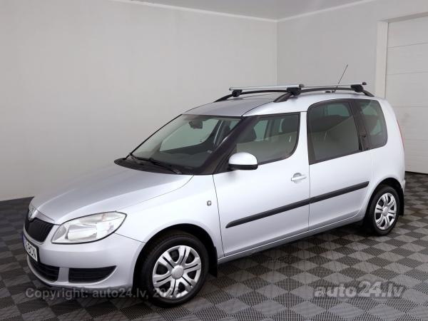 Pelēks Skoda Roomster 2010 Tallina, ar dzinēja tilpumu 1.20 L un nobraukumu 105 tūkst. km par 2199 €, foto 2 vietnē AUTOMOTO.COM.LV