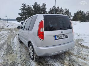 Grey Skoda Roomster 2012 in Telschi, with an engine capacity of 1.60 L and mileage of 338 thousand km for 2150 €, photo 6 on AUTOMOTO.COM.LV