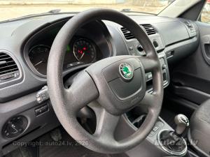 Pelēks Skoda Roomster 2012 Tallina, ar dzinēja tilpumu 1.20 L un nobraukumu 212 tūkst. km par 3590 €, foto 18 vietnē AUTOMOTO.COM.LV