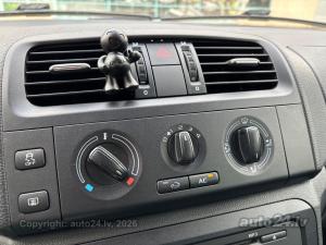 Grey Skoda Roomster 2012 in Tallinn, with an engine capacity of 1.20 L and mileage of 213 thousand km for 3590 €, photo 19 on AUTOMOTO.COM.LV