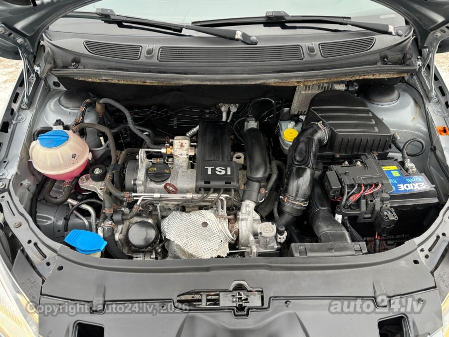 Pelēks Skoda Roomster 2012 Tallina, ar dzinēja tilpumu 1.20 L un nobraukumu 213 tūkst. km par 3590 €, foto 24 vietnē AUTOMOTO.COM.LV
