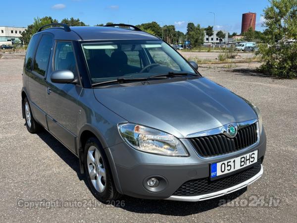 Pelēks Skoda Roomster 2012 Tallina, ar dzinēja tilpumu 1.20 L un nobraukumu 213 tūkst. km par 3490 €, foto 10 vietnē AUTOMOTO.COM.LV