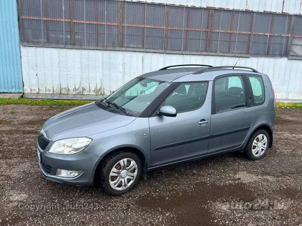 Grey Skoda Roomster 2012 in Tallinn, with an engine capacity of 1.20 L and mileage of 134 thousand km for 3500 €, photo 1 on AUTOMOTO.COM.LV