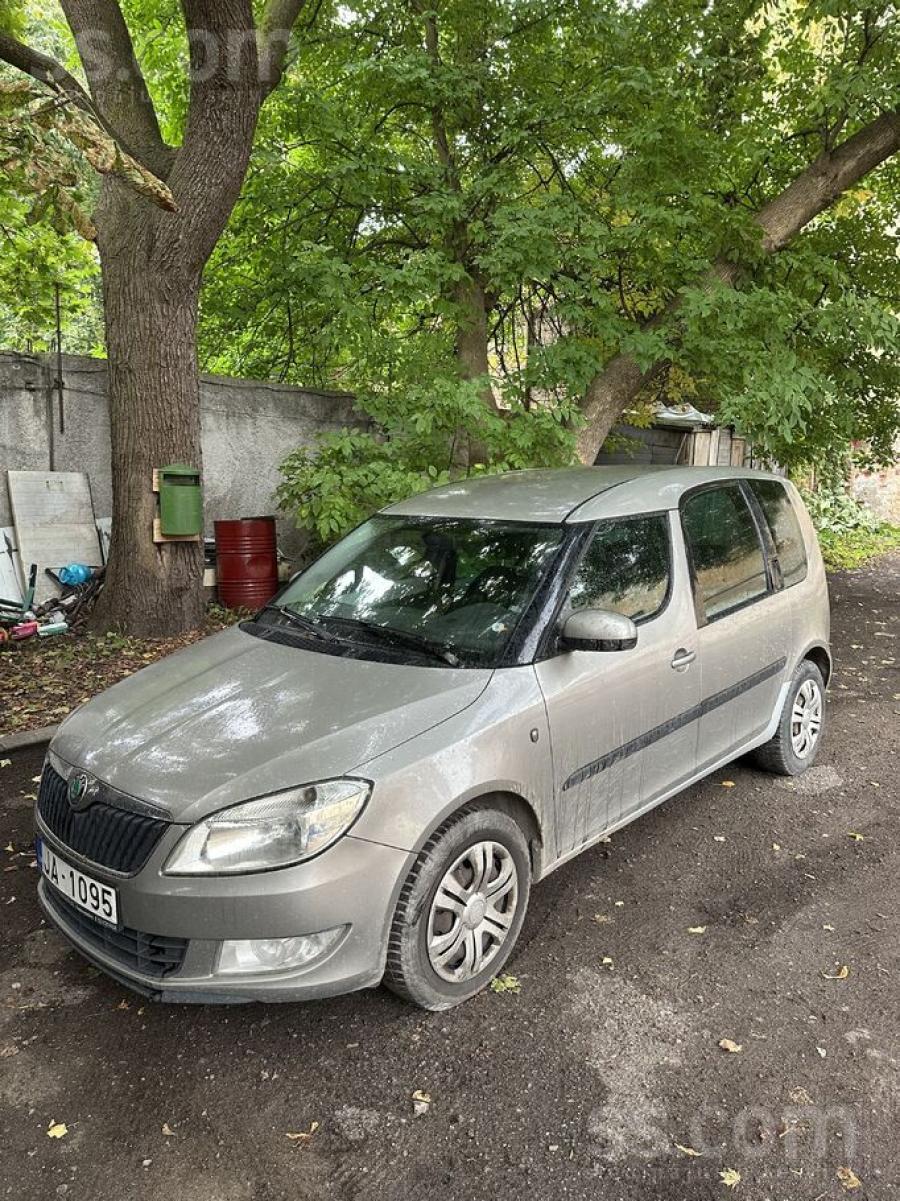 Pelēks Skoda Roomster 2012 Rīga, ar dzinēja tilpumu 1.20 L un nobraukumu 295 tūkst. km par 1800 €, foto 6 vietnē AUTOMOTO.COM.LV