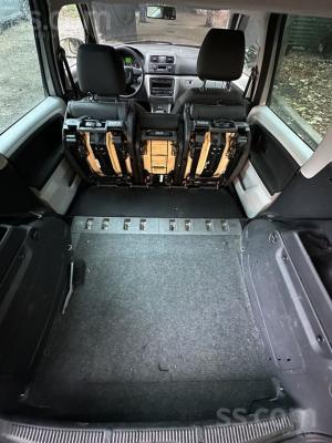 Pelēks Skoda Roomster 2012 Rīga, ar dzinēja tilpumu 1.20 L un nobraukumu 295 tūkst. km par 1800 €, foto 14 vietnē AUTOMOTO.COM.LV
