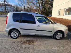 Grey Skoda Roomster 2013 in Tallinn, with an engine capacity of 1.20 L and mileage of 191 thousand km for 3990 €, photo  on AUTOMOTO.COM.LV