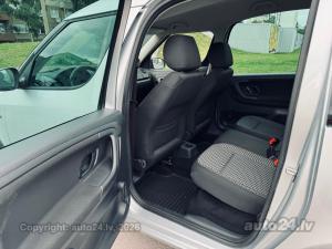 Pelēks Skoda Roomster 2013 Tallina, ar dzinēja tilpumu 1.60 L un nobraukumu 188 tūkst. km par 3290 €, foto 9 vietnē AUTOMOTO.COM.LV