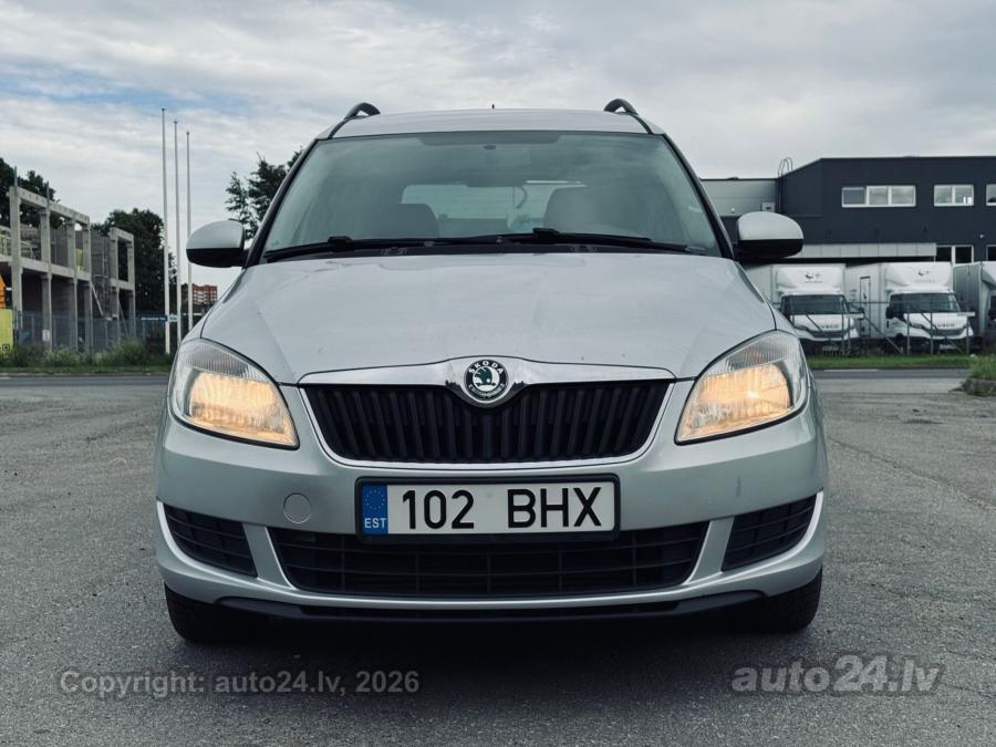 Pelēks Skoda Roomster 2013 Tallina, ar dzinēja tilpumu 1.60 L un nobraukumu 188 tūkst. km par 3290 €, foto 21 vietnē AUTOMOTO.COM.LV