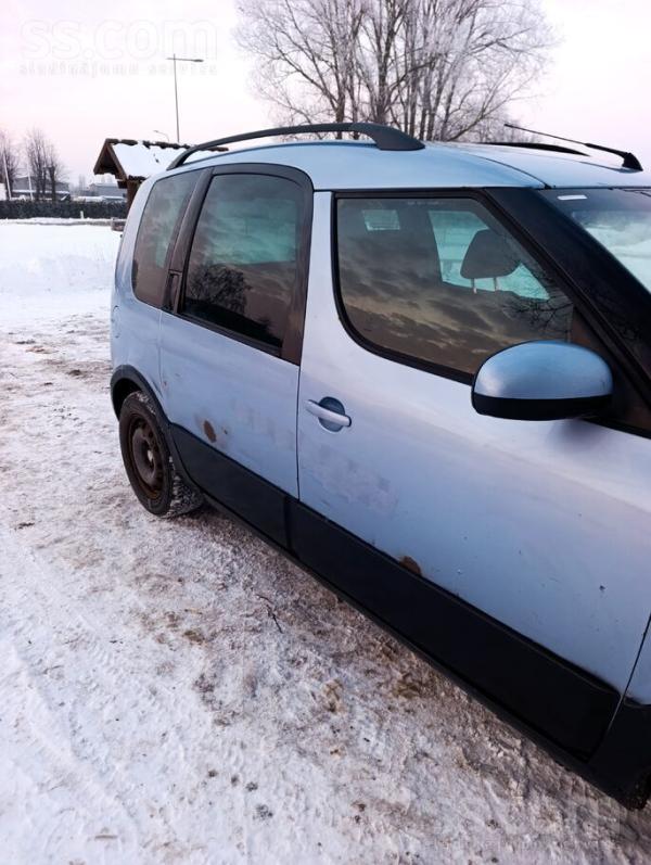 Skoda Roomster 2007 Liepāja, ar dzinēja tilpumu 1.60 L un nobraukumu 338 tūkst. km par 1180 €, foto 5 vietnē AUTOMOTO.COM.LV