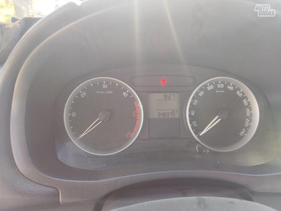 Skoda Roomster 2007 Viļņa, ar dzinēja tilpumu 1.40 L un nobraukumu 350 tūkst. km par 850 €, foto 4 vietnē AUTOMOTO.COM.LV