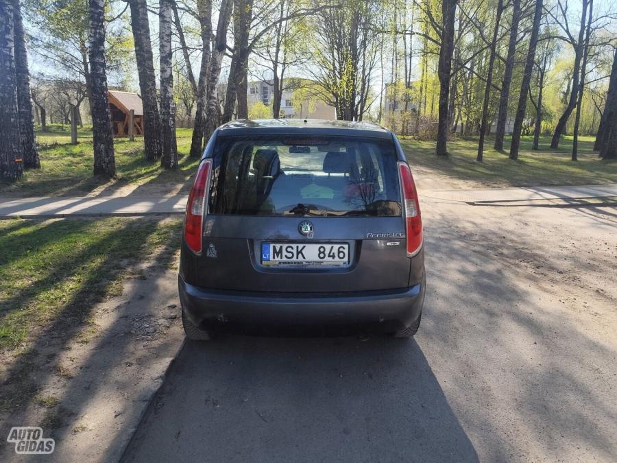 Skoda Roomster 2007 Viļņa, ar dzinēja tilpumu 1.40 L un nobraukumu 350 tūkst. km par 850 €, foto 6 vietnē AUTOMOTO.COM.LV