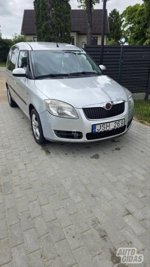 Skoda Roomster 2007 Viļņa, ar dzinēja tilpumu 1.90 L un nobraukumu 380 tūkst. km par 1400 €, foto  vietnē AUTOMOTO.COM.LV