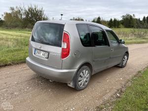 Skoda Roomster 2008 Šauļi, ar dzinēja tilpumu 1.40 L un nobraukumu 260 tūkst. km par 1350 €, foto 4 vietnē AUTOMOTO.COM.LV