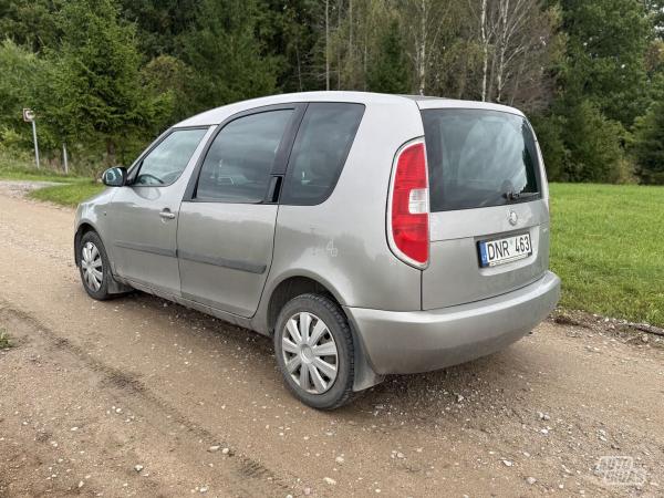 Skoda Roomster 2008 in Siauliai, with an engine capacity of 1.40 L and mileage of 260 thousand km for 1350 €, photo 5 on AUTOMOTO.COM.LV