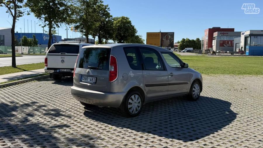 Skoda Roomster 2008 Šauļi, ar dzinēja tilpumu 1.40 L un nobraukumu 260 tūkst. km par 1650 €, foto 6 vietnē AUTOMOTO.COM.LV