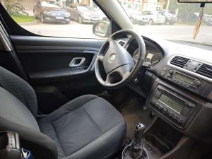 Skoda Roomster 2008 in Vilnius, with an engine capacity of 1.42 L and mileage of 345 thousand km for 999 €, photo 16 on AUTOMOTO.COM.LV