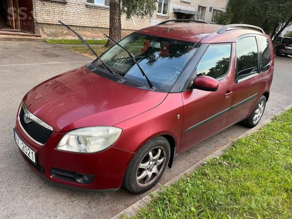 Sarkans Skoda Roomster 2007 Rīga, ar dzinēja tilpumu 1.90 L un nobraukumu 266 tūkst. km par 2000 €, foto 5 vietnē AUTOMOTO.COM.LV