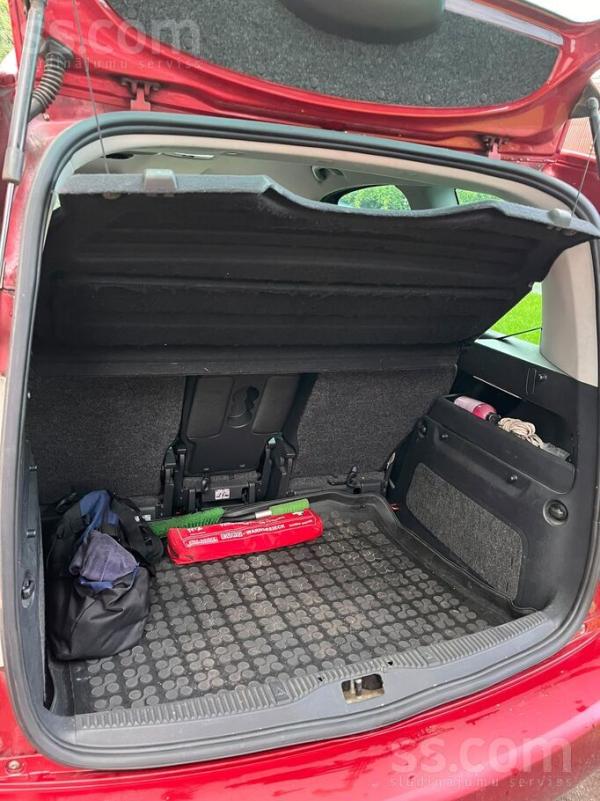Sarkans Skoda Roomster 2007 Rīga, ar dzinēja tilpumu 1.90 L un nobraukumu 266 tūkst. km par 2000 €, foto 6 vietnē AUTOMOTO.COM.LV