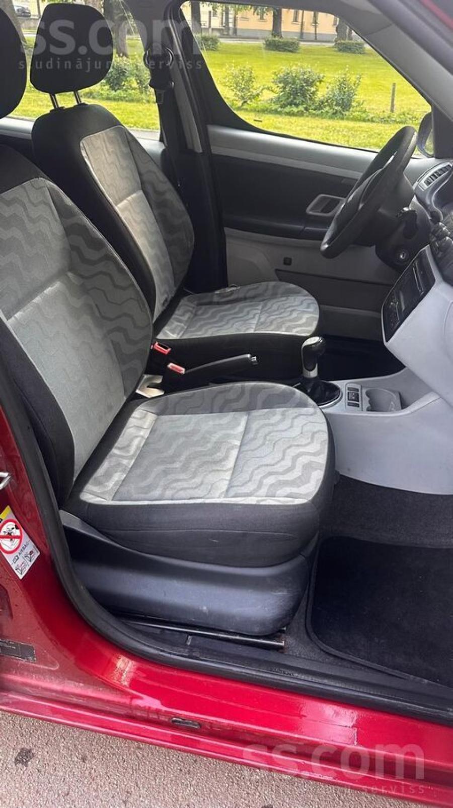 Sarkans Skoda Roomster 2007 Rīga, ar dzinēja tilpumu 1.90 L un nobraukumu 336 tūkst. km par 900 €, foto 12 vietnē AUTOMOTO.COM.LV