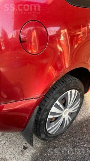 Sarkans Skoda Roomster 2007 Rīga, ar dzinēja tilpumu 1.90 L un nobraukumu 336 tūkst. km par 900 €, foto 14 vietnē AUTOMOTO.COM.LV
