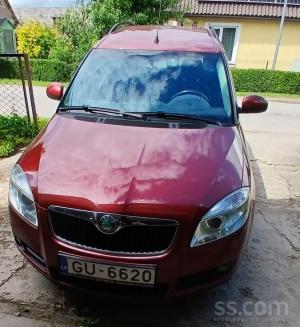 Red Skoda Roomster 2007 in Tukums, with an engine capacity of 1.90 L and mileage of 162 thousand km for 2350 €, photo  on AUTOMOTO.COM.LV