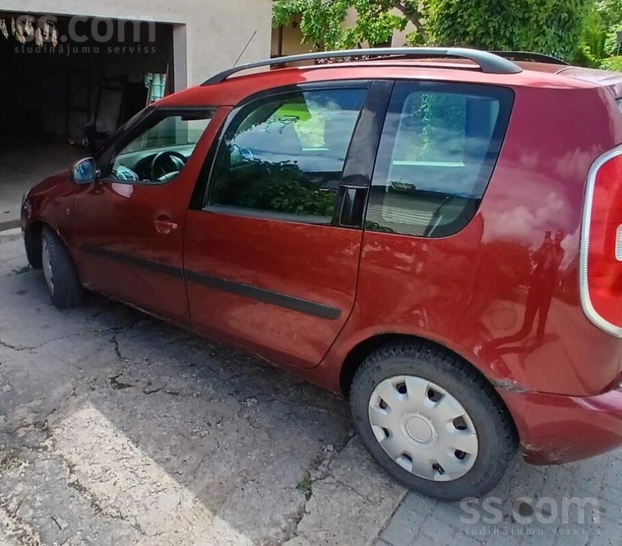 Sarkans Skoda Roomster 2007 Tukums, ar dzinēja tilpumu 1.90 L un nobraukumu 162 tūkst. km par 2350 €, foto 3 vietnē AUTOMOTO.COM.LV