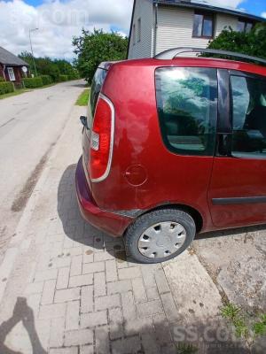 Sarkans Skoda Roomster 2007 Tukums, ar dzinēja tilpumu 1.90 L un nobraukumu 162 tūkst. km par 2350 €, foto 4 vietnē AUTOMOTO.COM.LV