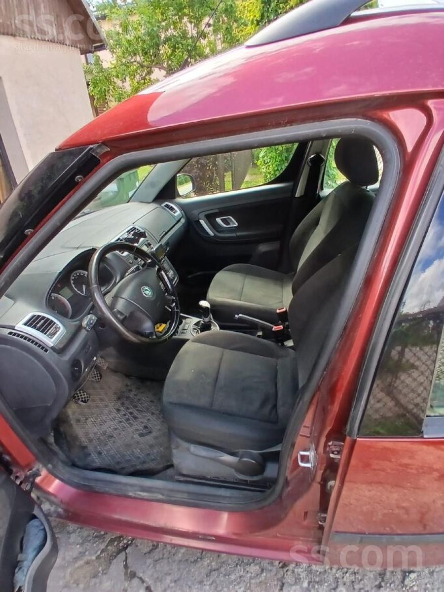 Sarkans Skoda Roomster 2007 Tukums, ar dzinēja tilpumu 1.90 L un nobraukumu 162 tūkst. km par 2350 €, foto 7 vietnē AUTOMOTO.COM.LV