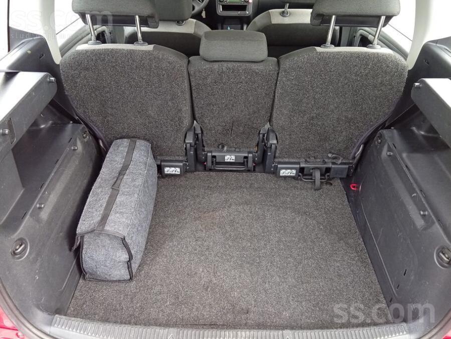 Sarkans Skoda Roomster 2013 Rīga, ar dzinēja tilpumu 1.60 L un nobraukumu 458 tūkst. km par 2500 €, foto 13 vietnē AUTOMOTO.COM.LV