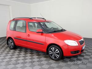 Sarkans Skoda Roomster 2006 Tallina, ar dzinēja tilpumu 1.20 L un nobraukumu 109 tūkst. km par 2199 €, foto  vietnē AUTOMOTO.COM.LV