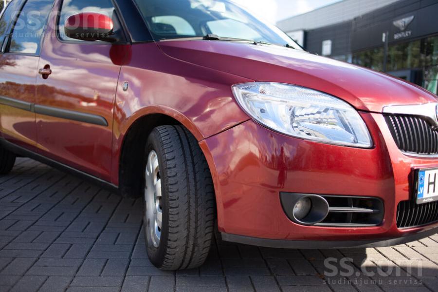 Sarkans Skoda Roomster 2007 Rīga, ar dzinēja tilpumu 1.40 L un nobraukumu 306 tūkst. km par 1400 €, foto 22 vietnē AUTOMOTO.COM.LV