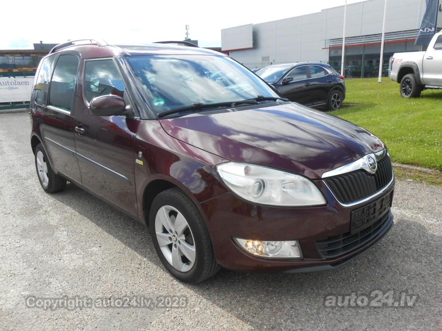 Red Skoda Roomster 2014 in Viljandi, with an engine capacity of 0.00 L and mileage of 224 thousand km for 5290 €, photo 4 on AUTOMOTO.COM.LV