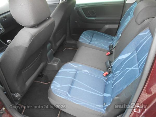Red Skoda Roomster 2014 in Viljandi, with an engine capacity of 0.00 L and mileage of 224 thousand km for 5290 €, photo 9 on AUTOMOTO.COM.LV