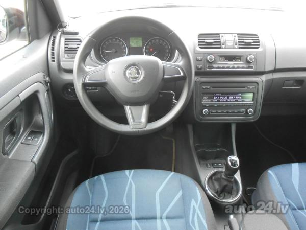 Sarkans Skoda Roomster 2014 Viljandi, ar dzinēja tilpumu 1.60 L un nobraukumu 224 tūkst. km par 4990 €, foto 5 vietnē AUTOMOTO.COM.LV