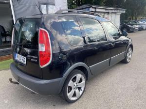 Black Skoda Roomster Scout 2012 in Klaipeda, with an engine capacity of 1.20 L and mileage of 158 thousand km for 3500 €, photo 4 on AUTOMOTO.COM.LV