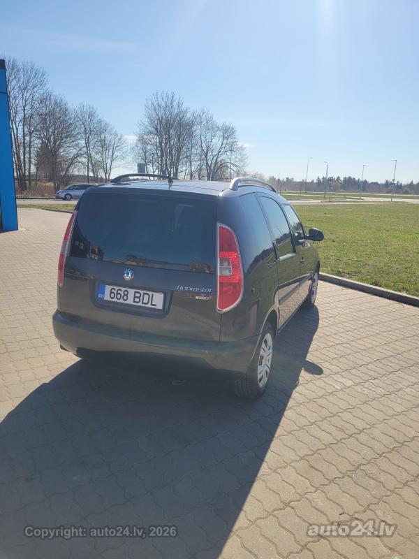 Skoda Roomster 2011 Sillamē, ar dzinēja tilpumu 1.20 L un nobraukumu 108 tūkst. km par 2500 €, foto 4 vietnē AUTOMOTO.COM.LV