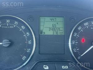 Skoda Roomster 2011 in Madona, with an engine capacity of 1.60 L and mileage of 349 thousand km for 2750 €, photo 6 on AUTOMOTO.COM.LV