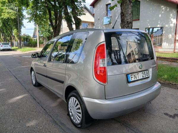 Skoda Roomster 2011 in Alytus, with an engine capacity of 1.60 L and mileage of 340 thousand km for 1350 €, photo 4 on AUTOMOTO.COM.LV