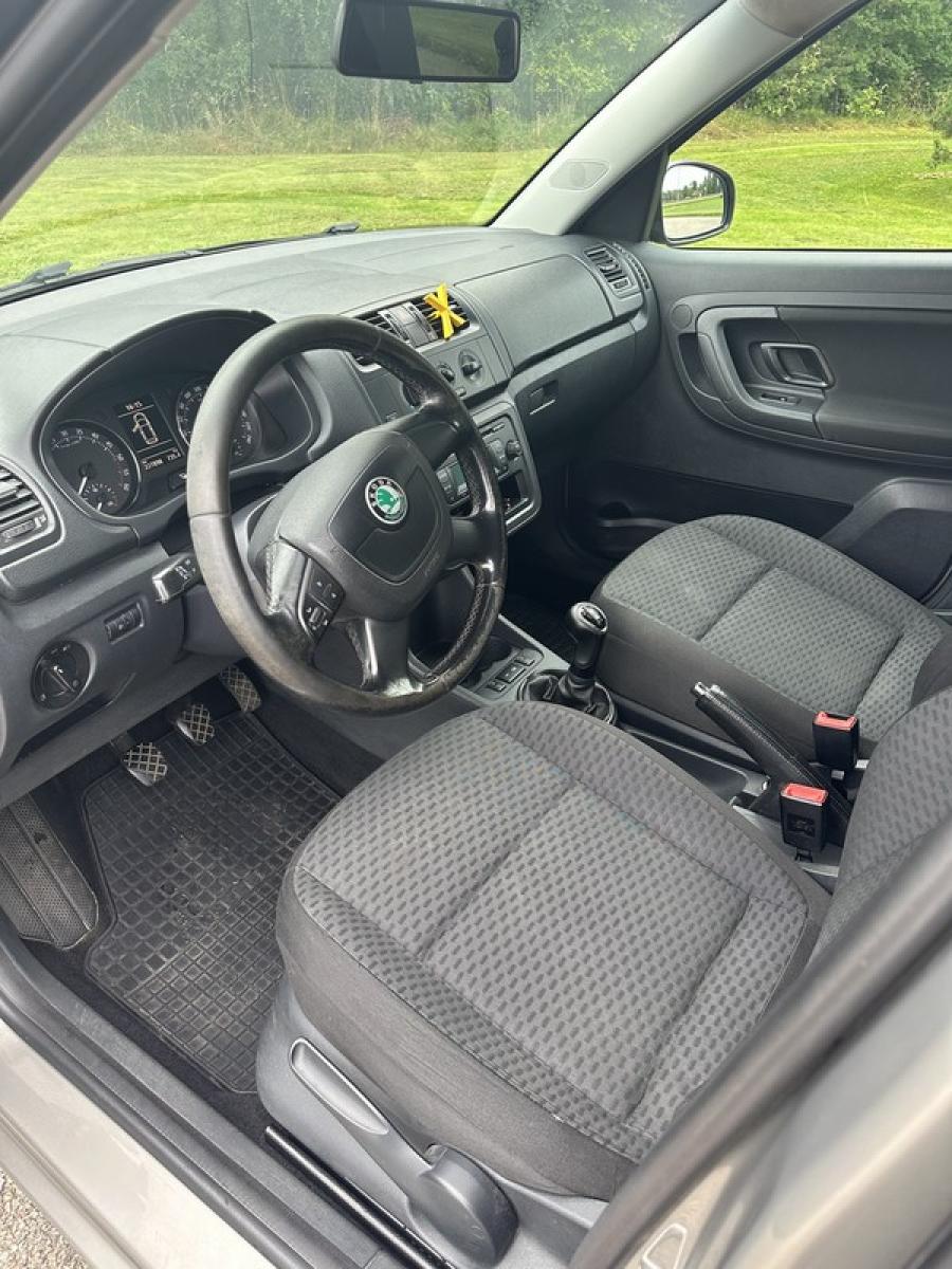 Skoda Roomster 2012 Veru, ar dzinēja tilpumu 0.00 L un nobraukumu 0 tūkst. km par 3200 €, foto 23 vietnē AUTOMOTO.COM.LV