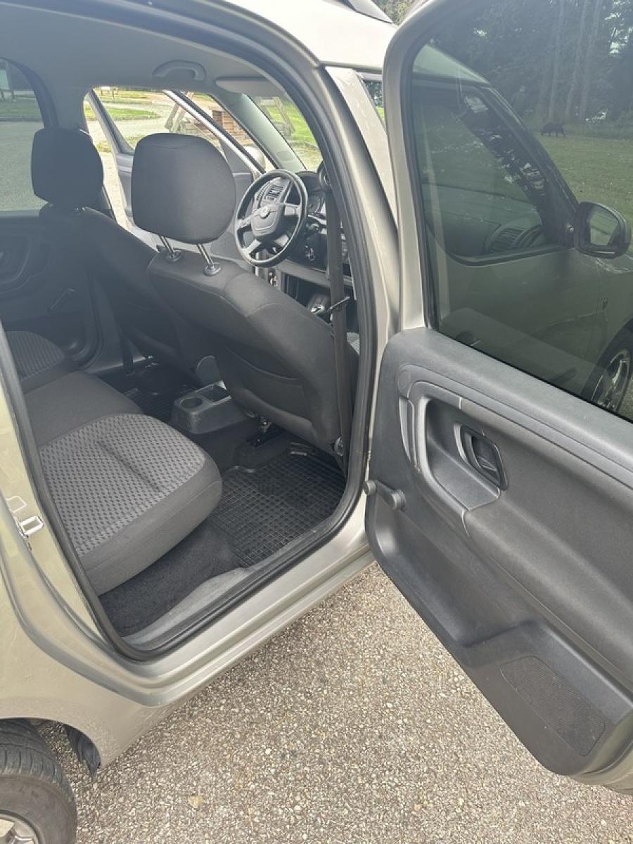 Skoda Roomster 2012 Veru, ar dzinēja tilpumu 0.00 L un nobraukumu 0 tūkst. km par 3200 €, foto 26 vietnē AUTOMOTO.COM.LV