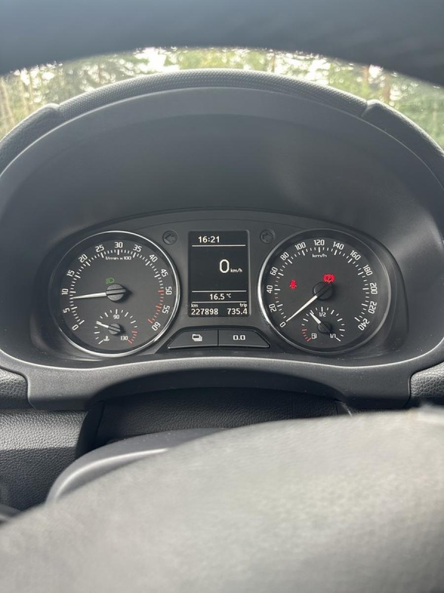Skoda Roomster 2012 Veru, ar dzinēja tilpumu 0.00 L un nobraukumu 0 tūkst. km par 3200 €, foto 28 vietnē AUTOMOTO.COM.LV